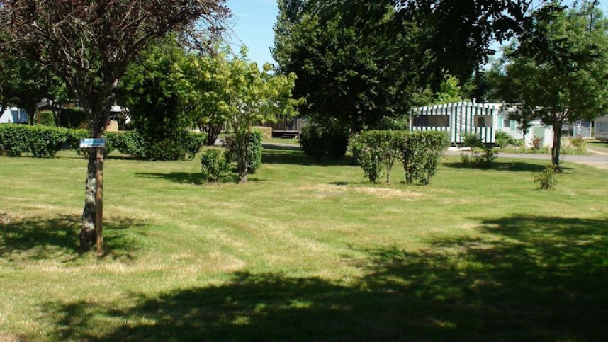 Le Village de Florine | Alan Rogers