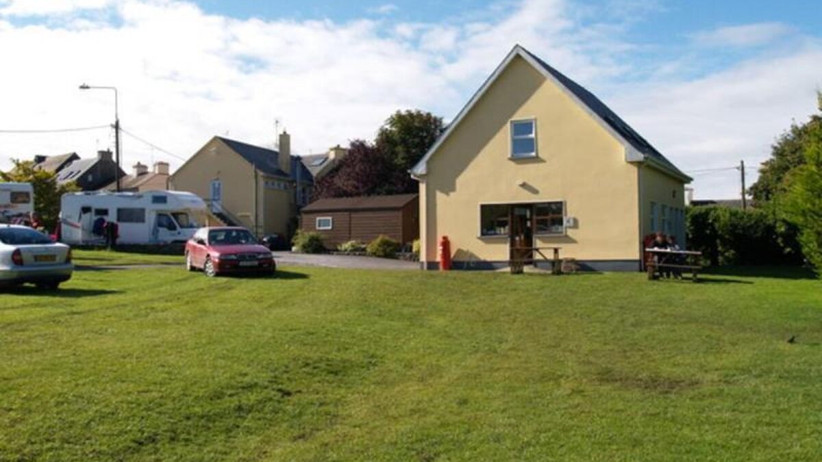 Corofin Village Camping Park | Alan Rogers