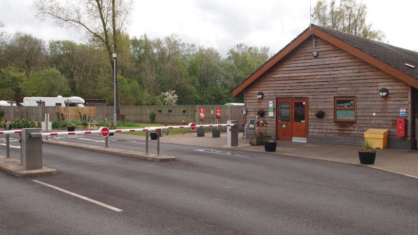 Strathclyde Country Park Caravan and Motorhome Club Site | Alan Rogers
