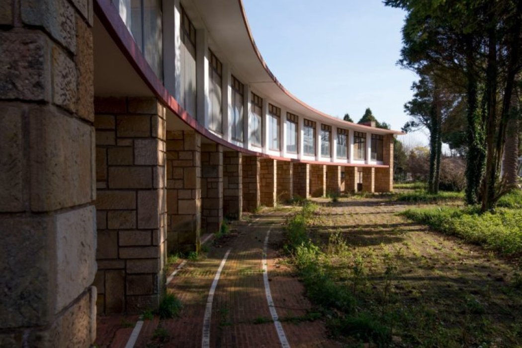 Exploring Spain's Ghost Villages | Alan Rogers