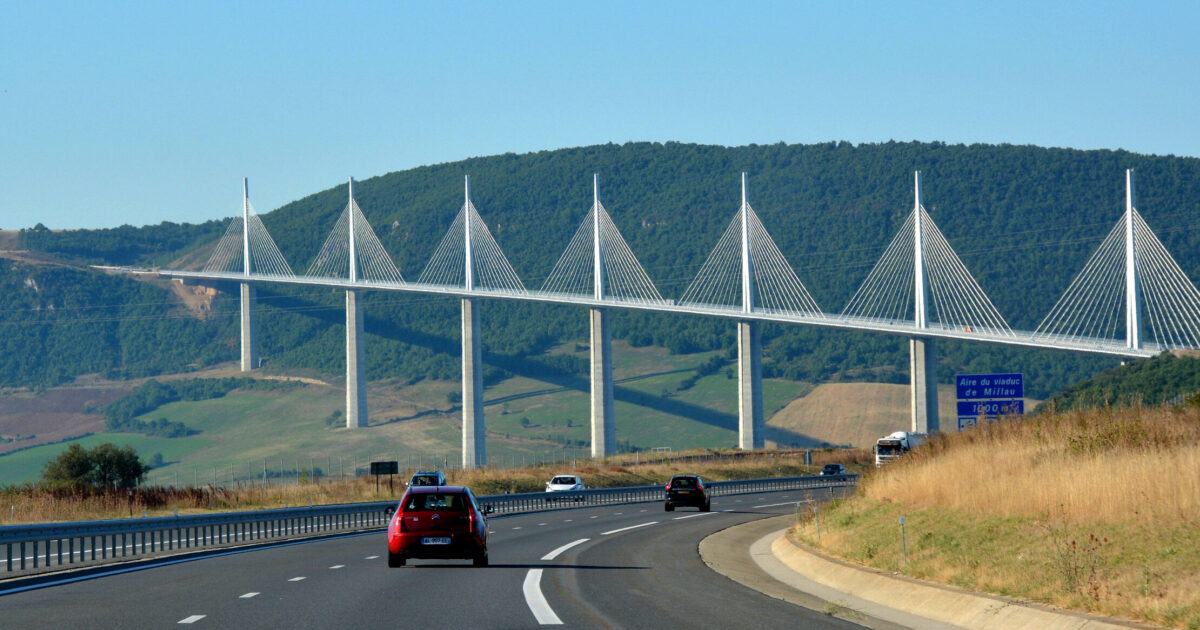 9 French Bridges | Alan Rogers
